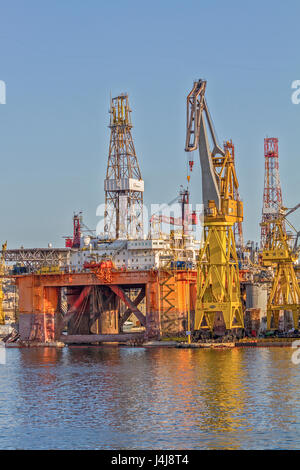 Floating Dry Dock, Grand Harbour, Valetta, Malta Stock Photo - Alamy