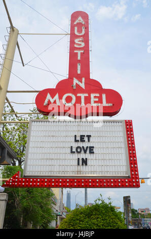 USA, TEXAS, Austin: Hip South Congress Ave. Neighborhood Neon Sign for ...