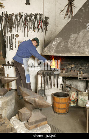 Garage, smith, anvil, manufacture, handrail smith-iron forges, man ...