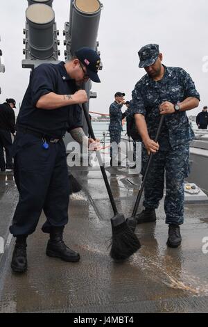 170223-N-JI086-038 - NAVAL STATION ROTA, Spain (Feb. 25, 2017 ...