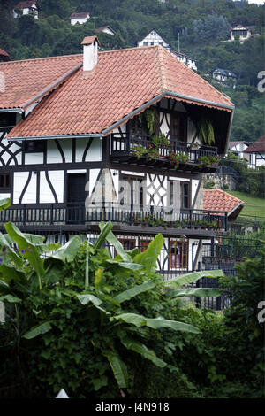 Venezuela, Colonia Tovar, German colony, girl, national costume ...