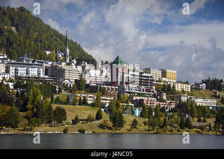 View of town and lake, St Moritz, Engadin, Graubünden, Switzerland ...