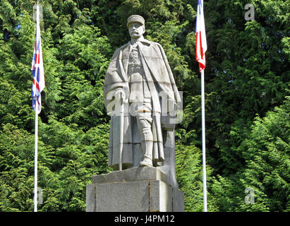 Marechal Foch statue, Glade of the Armistice, Glade of Rethondes ...