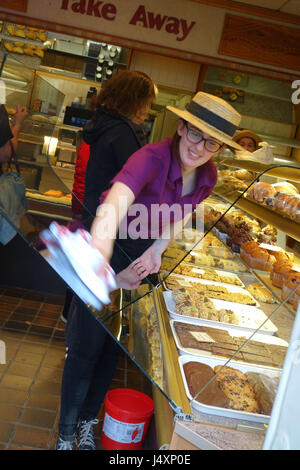 Shop - Burns the Bread bakery, Glastonbury, Somerset, England Stock ...