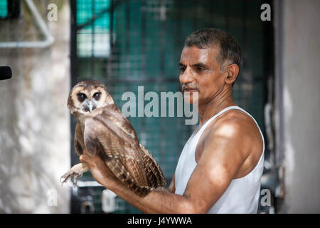 Famous social worker Baba Amte ; founder of Anandvan ; Maharashtra ...