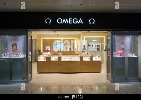 Omega, Duty Free Shop, Airport, Flughafen, Doha, Qatar, 2025, Manfred ...