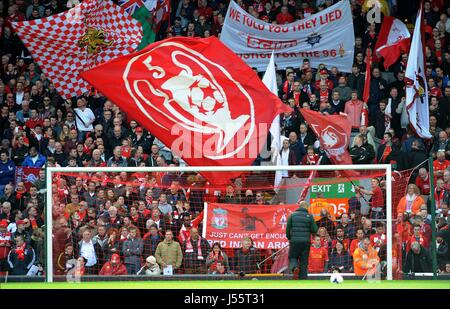 GIANT FLAGS THE KOP LIVERPOOL FC V MANCHESTER CITY LIVERPOOL FC V ...