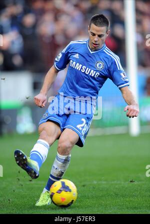 CESAR AZPILICUETA CHELSEA FC CHELSEA FC KC STADIUM HULL ENGLAND 11 ...