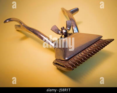 Old fashioned hair clippers Stock Photo - Alamy