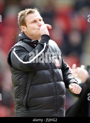 DAVID FLITCROFT BARNSLEY FC MANAGER BARNSLEY FC MANAGER THE JOHN SMITH ...