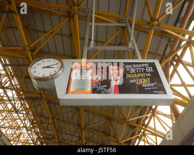 03735 Betty Go-Belmonte LRT Station 04 Stock Photo - Alamy