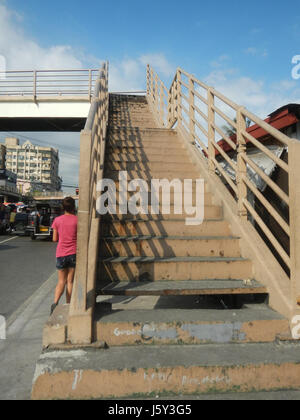 0121 Pedestrian footbridge Tayuman Juan Luna Bridge Estero de la Reina ...