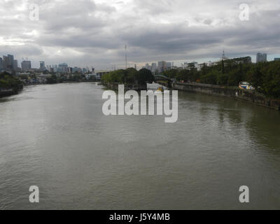 The flood control system along the Sumilang Buting Bridge in Pasig City ...