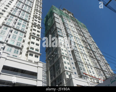 The Magallanes Interchange, located on Chino Roces Avenue in Makati ...