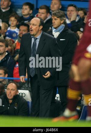 RAFAEL BENITEZ & ROBERTO MANCI CHELSEA V MANCHESTER CITY LONDON ENGLAND ...