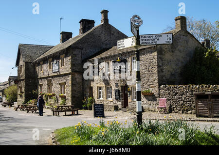 The Buck Inn pub, Malham village, Yorkshire Dales national park ...