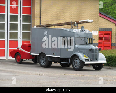 National Fire Service vintage Austin K2 Heavy Pump Unit GLE 980 fire ...
