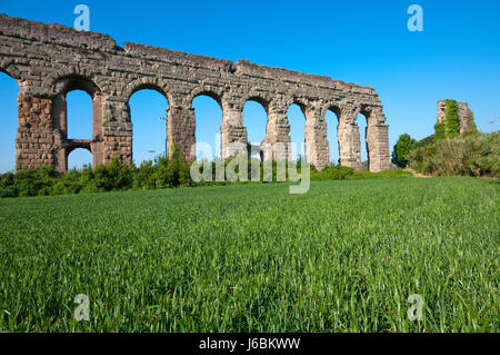 Ancient Aqueduct Claudio-Anio Novus, Park of the Aqueducts (Parco degli ...