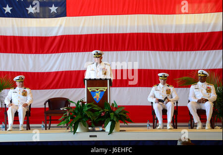 160812-N-SS432-029 BARKING SANDS, Hawaii (Aug. 12, 2016) – Captain ...