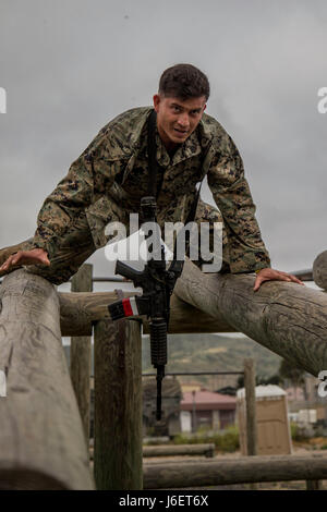 Marines participate in the inaugural Challenge Reconnaissance at Camp ...