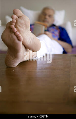 toes barefoot seniors senior citizens the elderly elderly people ...
