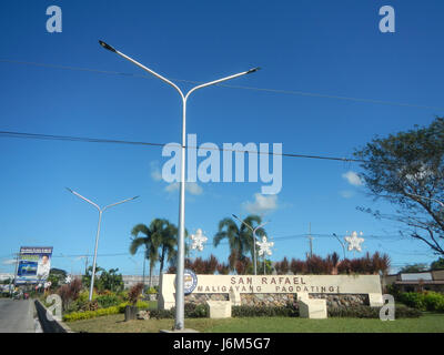A photograph of the Welcome Arch Boundary Sign along the Pan-Philippine ...