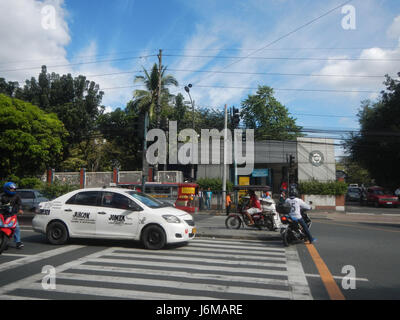 This image depicts EDSA East Avenue at Pinyahan, Quezon City, with the ...