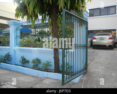 This image depicts the Barangays Olympia and Santa Cruz areas in Makati ...
