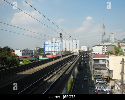 07559 Santolan Pasig Quezon City LRT Stations Roads 16 Stock Photo - Alamy