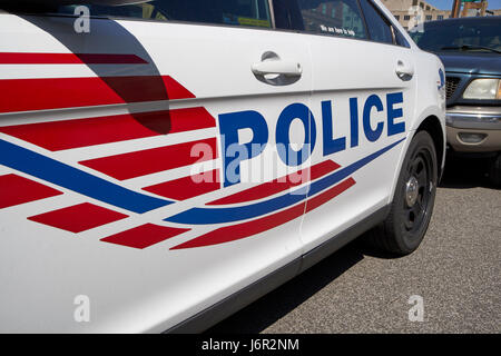 Washington DC metropolitan police patrol vehicle USA Stock Photo ...