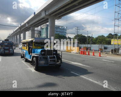 08945 Landscape of Manila MRT Line 12 Santolan LRT Station - Emerald ...