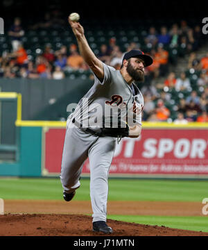 Detroit Tigers pitcher Michael Fulmer plays during an intrasquad ...