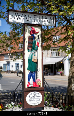 Swaffham Town Sign, Pedlar, Tinker and Pot of Gold, Norfolk England UK ...
