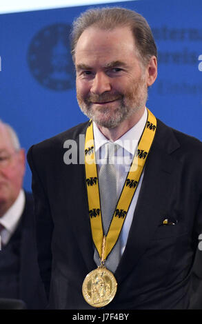 Aachen, Germany. 25th May, 2017. dpatop - British historian Timothy ...