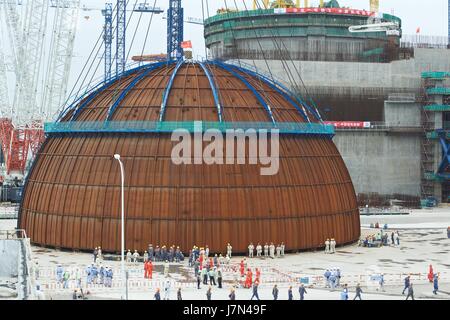 Fuqing, China's Fujian Province. 25th May, 2017. The dome is being ...