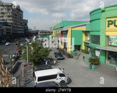The pedestrian footbridge located in Tayuman, Manila, connects various ...