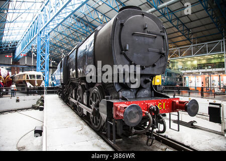 Southern Railway 0-6-0 Q1 class steam locomotive No 33001 from 1942 ...