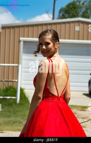 Getting ready for prom Stock Photo - Alamy