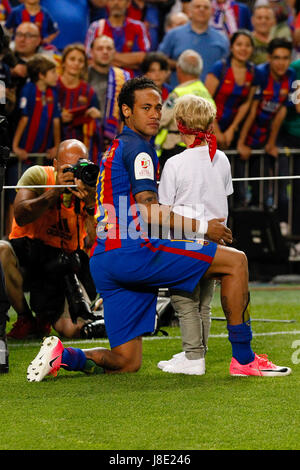 Players and their families celebrate victory Neymar Da Silva Santos Junior (11) FC Barcelona's ...