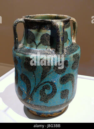 This piece of Iranian ceramic from the 14th century features a ...