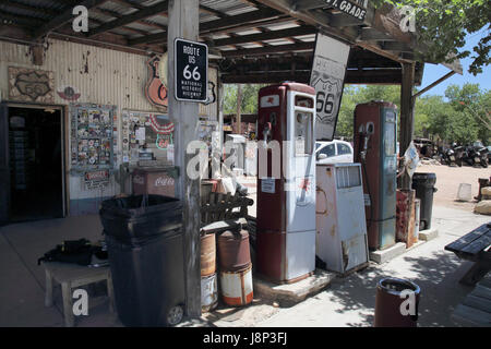 hackberry old general stores and garage on route 66 arizona usa Stock ...