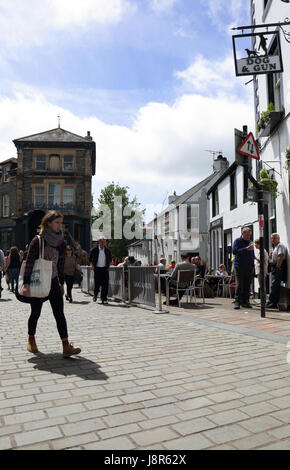 keswick street scene Stock Photo - Alamy