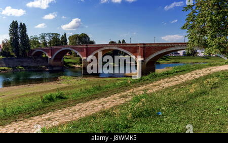 The bridge over the Kupa at Sisak, Croatia Stock Photo - Alamy