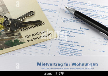 German lease contract with rent index on desktop Stock Photo - Alamy