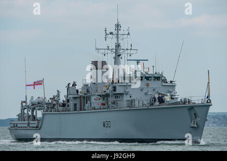 HMS Ledbury (M30) Hunt-class minesweeper of the Royal Navy berthed open ...
