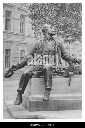Victor Tilgner - 27b - Figur von Werndl-Denkmal - Tischler Stock Photo ...