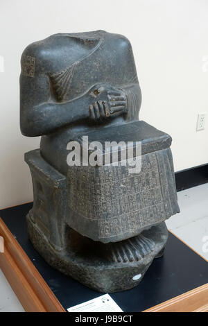 The Architect with a Ruler, copy of original in the Louvre, Girsu ...