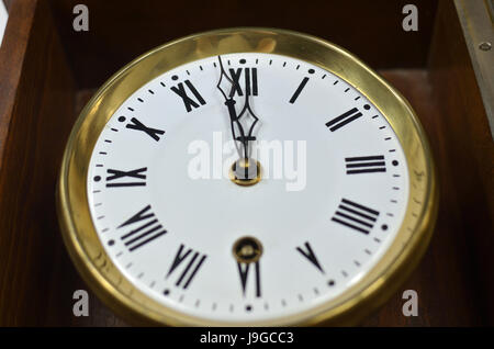 wall clock showing time at midnight midday 12 o clock 1200 2400 Stock ...