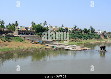 Shiva Temple on Krishna river at Menawali ghat Stock Photo - Alamy
