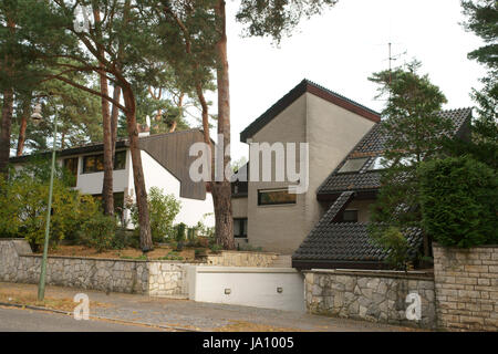 outskirts, berlin, suburban settlement, house, building, garden, villas ...